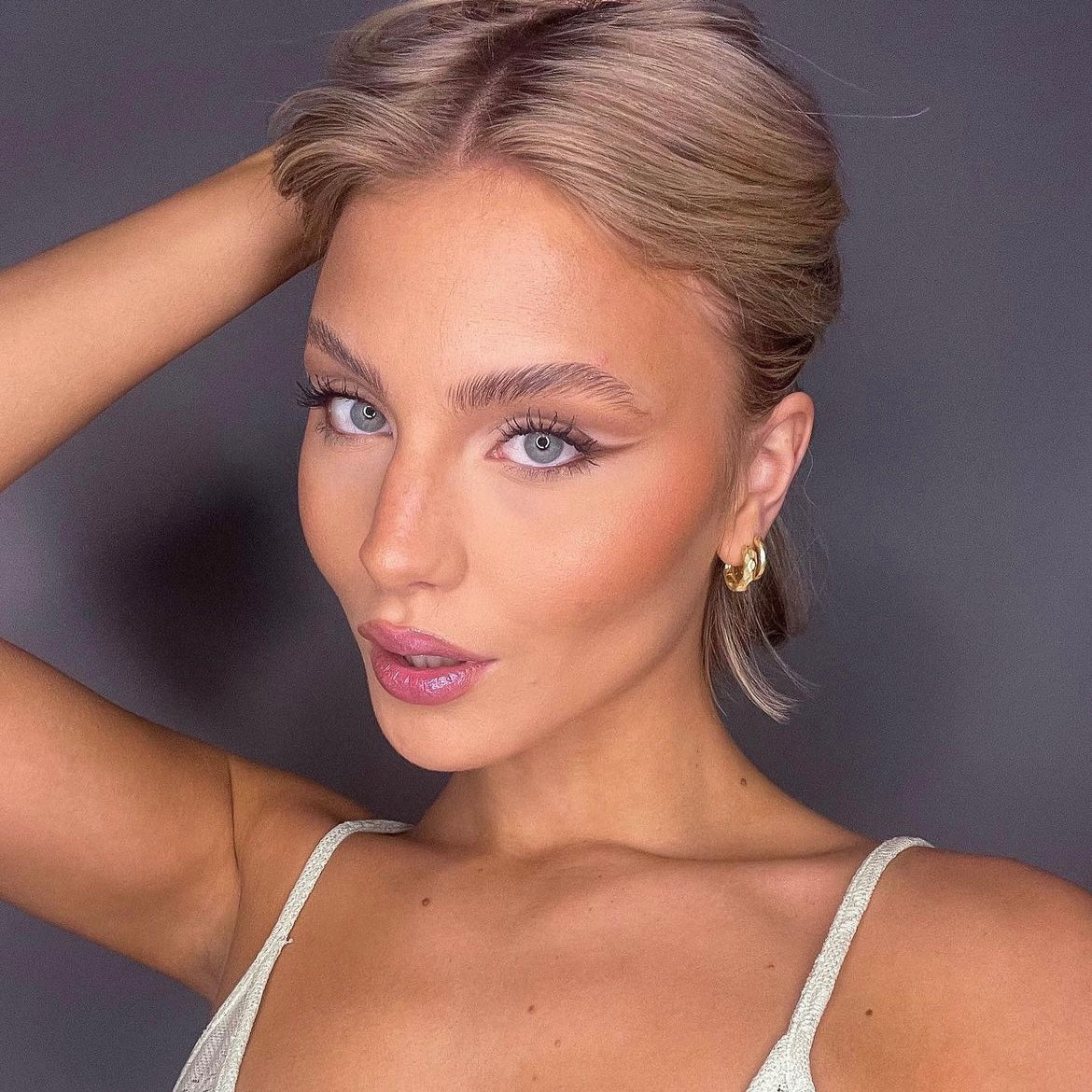 The First Bundle – LOWD Cosmetics